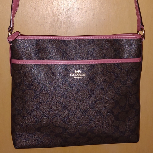 Coach | Bags | Firm Final Pricecoach Shoulder Bag | Poshmark